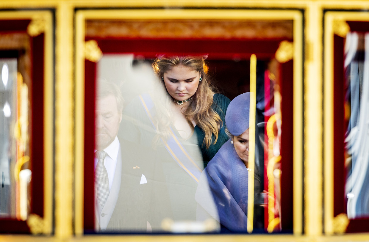 Omgekeerde Vlaggen En Debuut Prinses Amalia Dit Was Prinsjesdag 2022