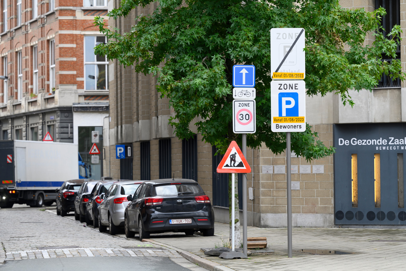 Wie mag vanaf vandaag nog op straat parkeren in centrum Antwerpen ...