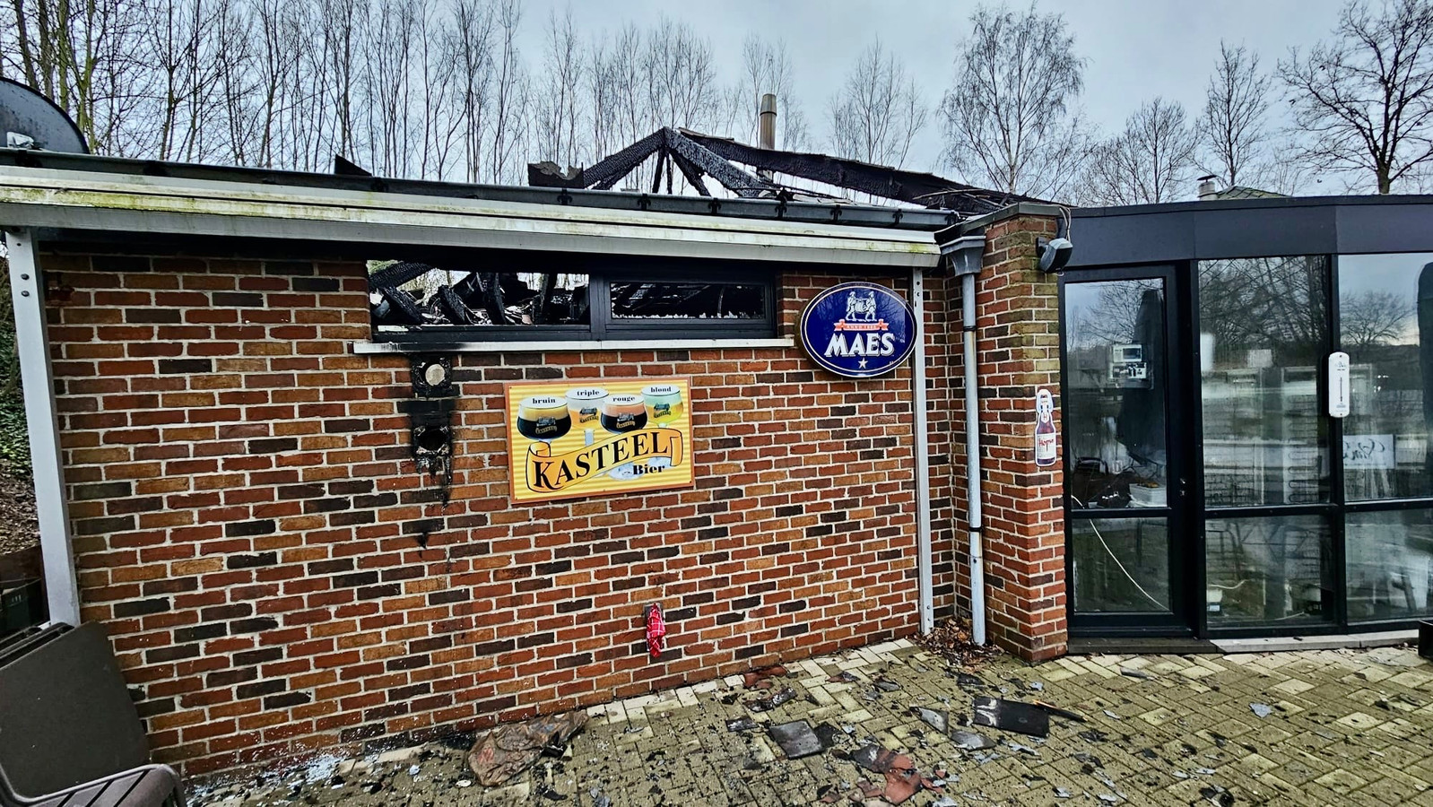 Zware brand vernielt café ‘De Waterlander’ in Bornem: “Je zaak na 23 ...