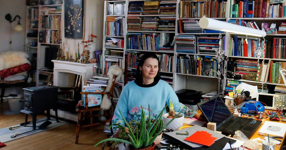 Marleen wandelt en praat met iedereen die met haar mee wil: ‘Ik leer ...