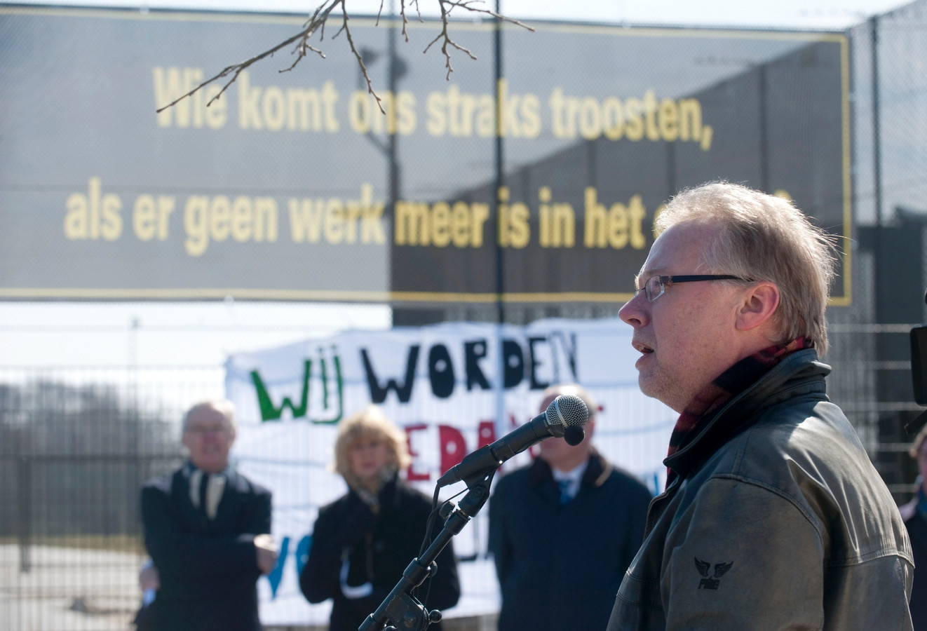 ‘Lach- en traanfeestje bij kliniek’ | Foto | tubantia.nl
