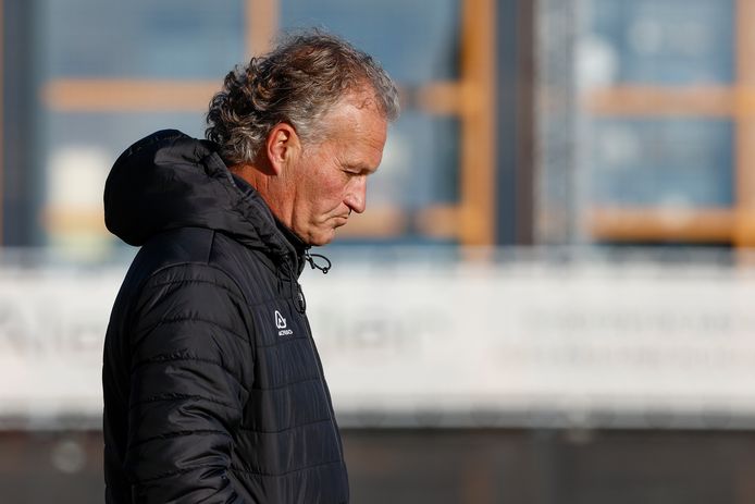 IJsselmeervogels zet coach De Gunst op non-actief: ‘Gert Peter begreep ...