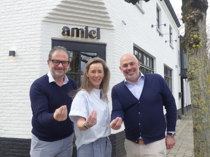 NET OPEN. Vier ‘amici’ openen Italiaans restaurant in hartje Latem ...
