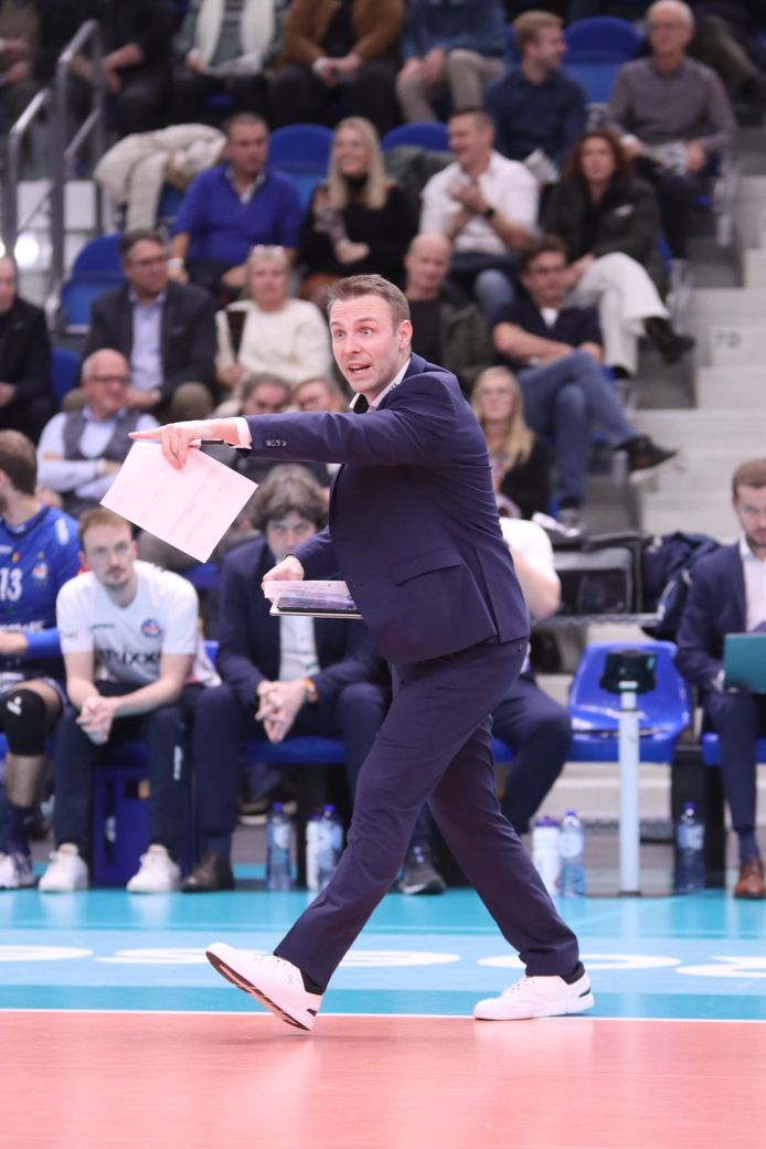 Roeselare viert zondag zijn 20ste finale. Coach Vanmedegael won sinds ...