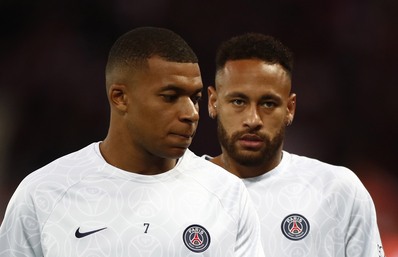 PSG-coach heeft goede hoop dat kou uit de lucht is tussen Neymar en Kylian Mbappé | Foto | AD.nl