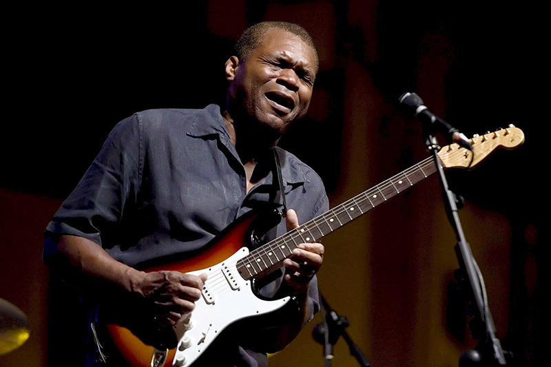 Bluesgitarist Robert Cray komt naar de Effenaar in Eindhoven | Foto | AD.nl