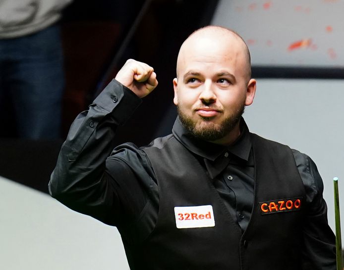 Luca Brecel schrijft geschiedenis met finaleplaats op WK snooker na ...