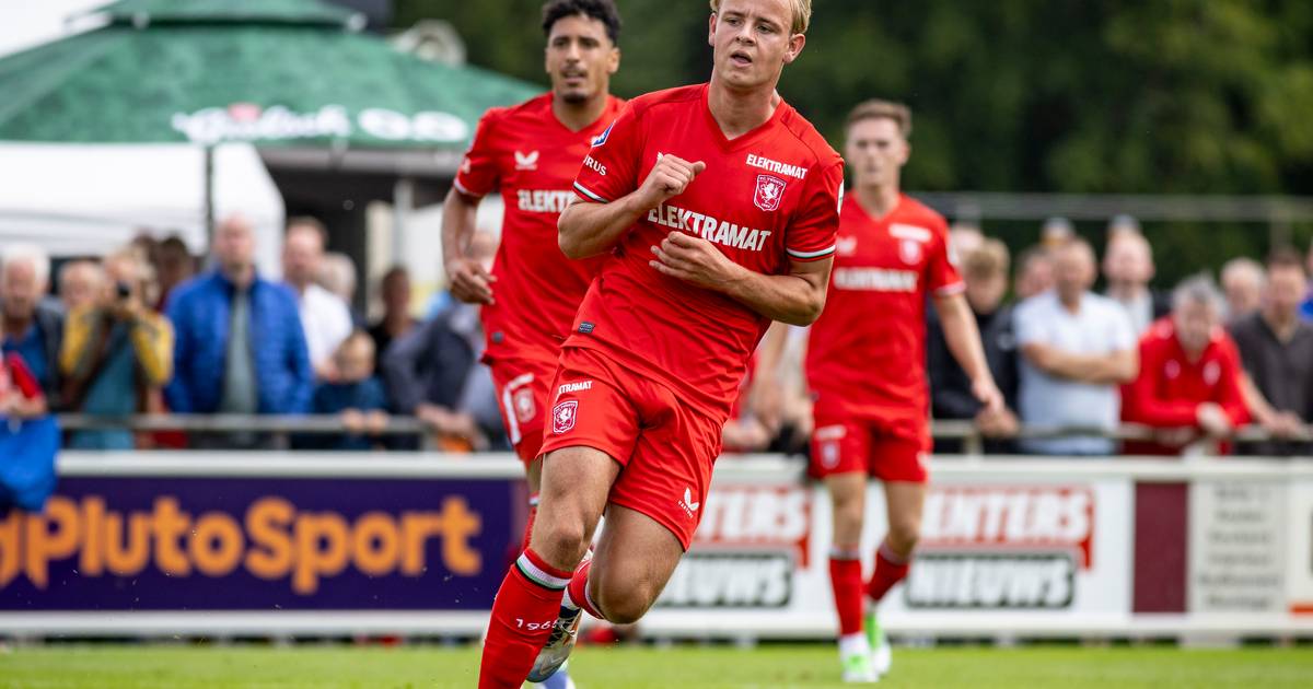 Jonge middenvelder Harrie Kuster kent een prachtige middag bij FC Twente | Enschede | tubantia.nl