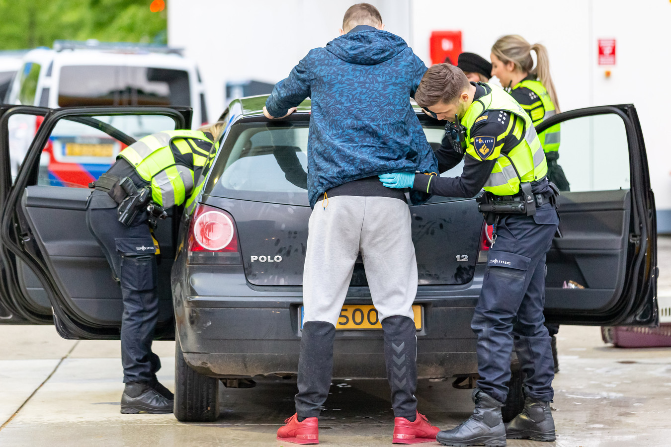 Veel begrip voor preventief fouilleren in Roosendaal: ‘Het is hier een ...