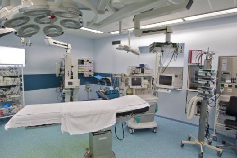 'Kijkoperatie bij baarmoederkanker' | Het Parool