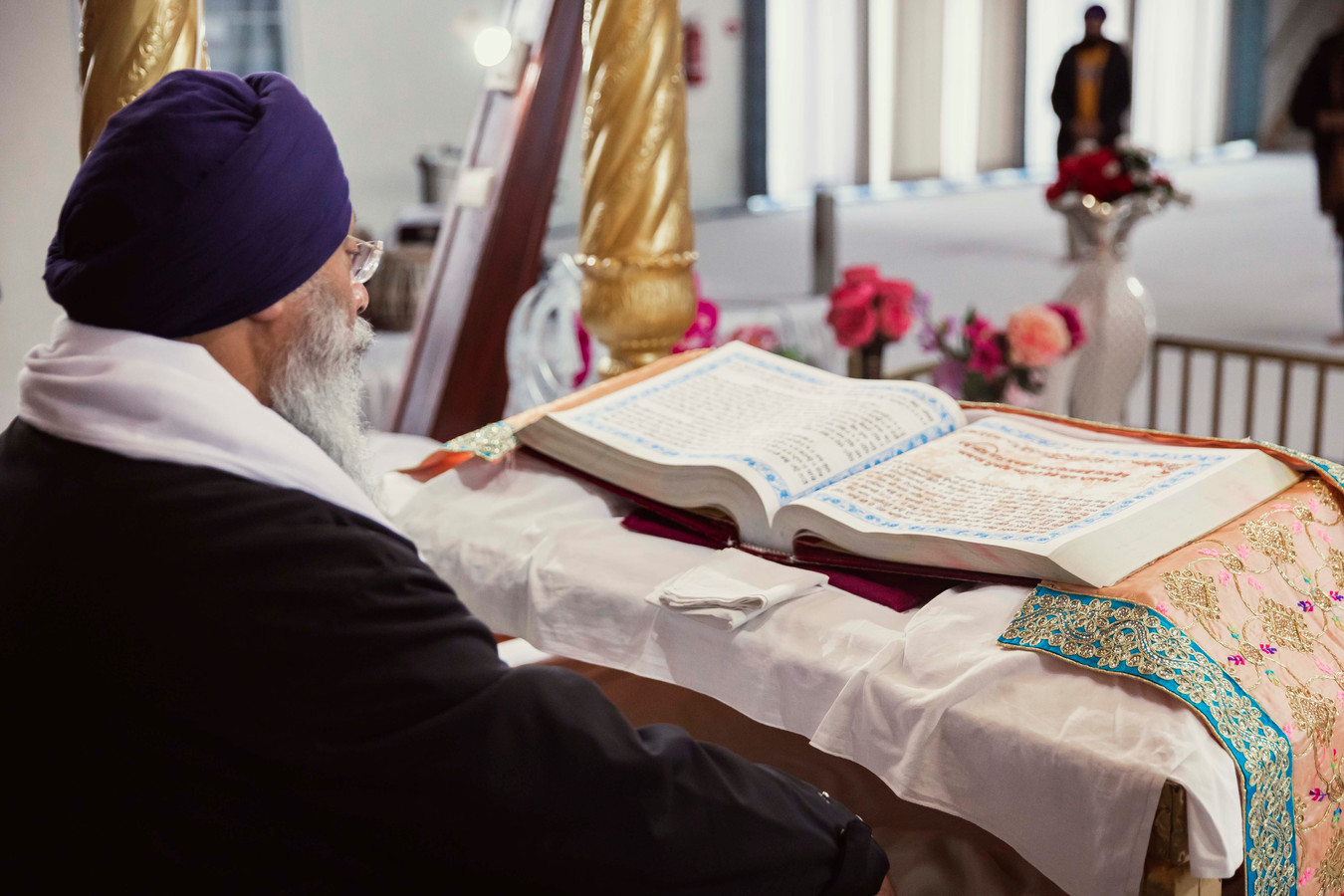 REPORTAGE. Op bezoek bij de Truiense sikhs: “Eén keer per jaar mogen we met onze zwaarden op ...