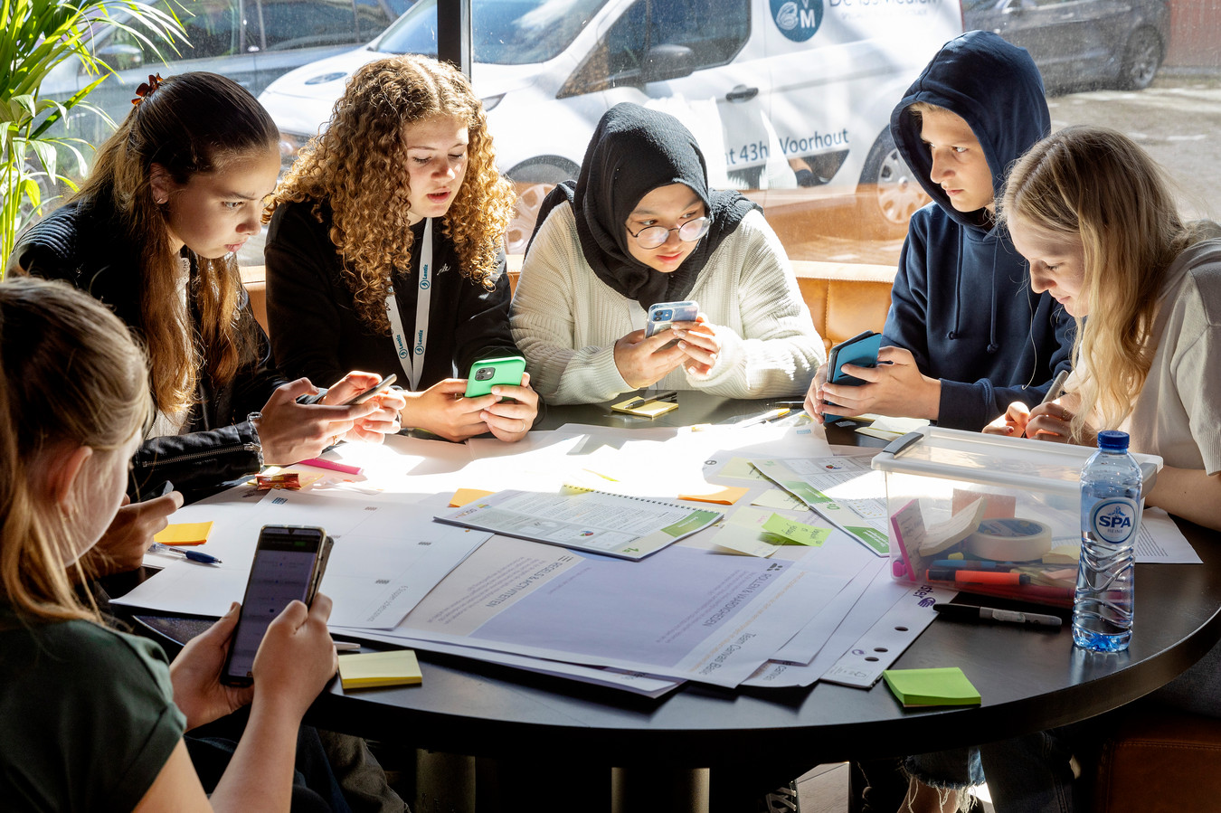 Balletjes met zeewier en minder uitstoot in de keuken: jongeren zoeken ...