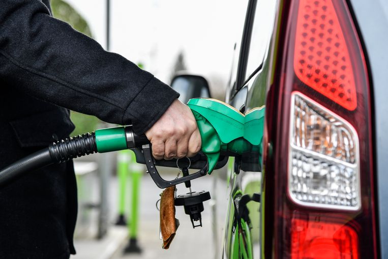 Niet alleen onze energiefactuur stijgt, ook tankbeurt is fors duurder ...