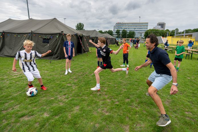 Voetbaljeugdkamp bij BLC: ‘Het was knallen geblazen om het voor elkaar ...