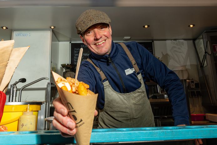Volle puntzak friet voor 1 euro: Franklin biedt het aan als steun in ...