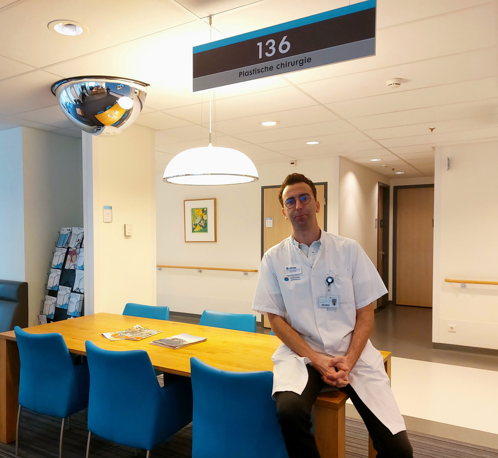 Plastisch chirurg Emiel heeft vreselijkste oudjaarsnacht ooit achter de ...