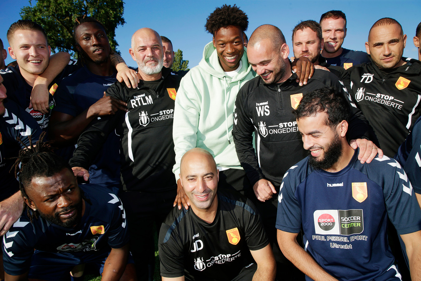 Tijjani Noslin tekent bij Fortuna Sittard, met dank aan Wesley Sneijder ...