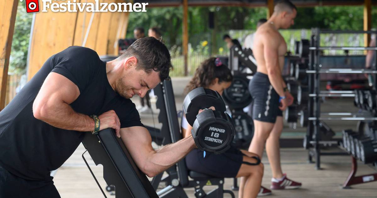 Zwoegen in de fitness op Tomorrowland: “Dit is mijn vaste stekje van de ...