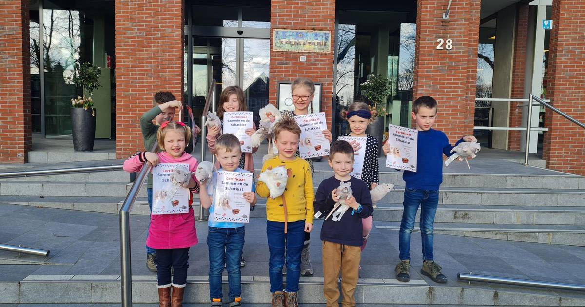Certificaat voor jonge ‘mantelzorg-kanjers’ uit Ede en zeldzame ...