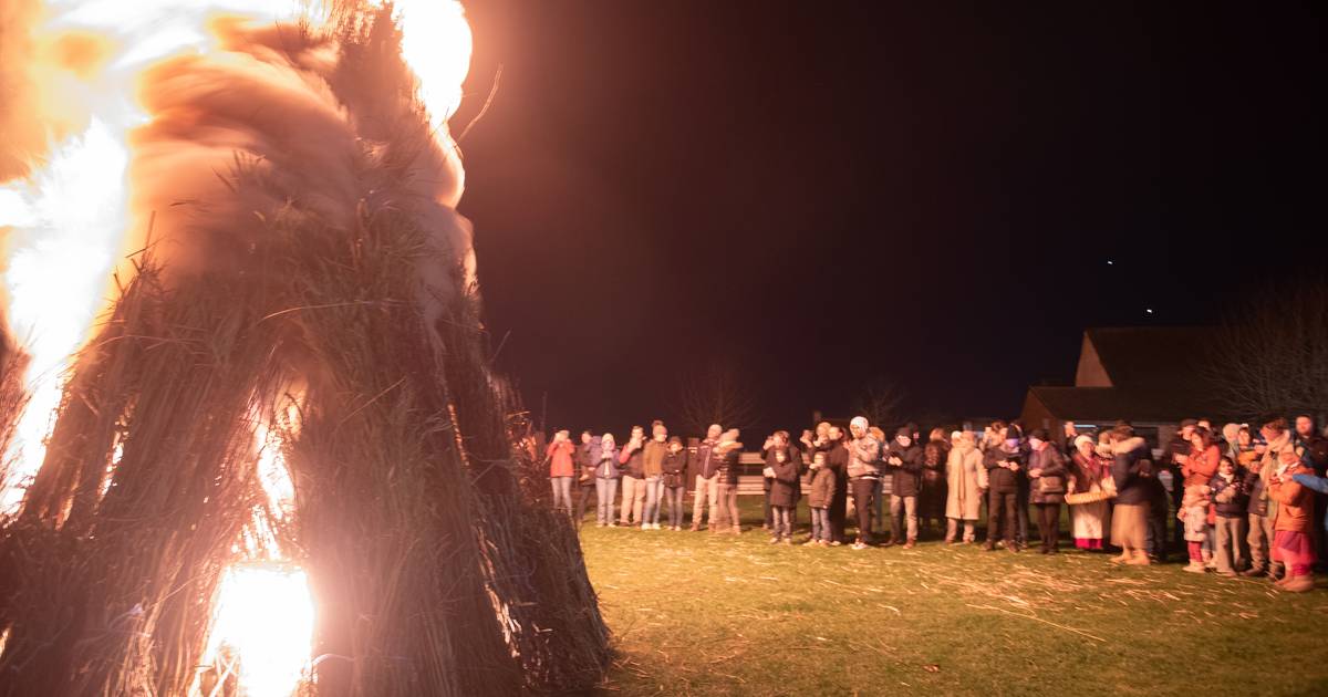 KIJK. Zo hebben de inwoners van Parike met Walmke Brand de winter ...