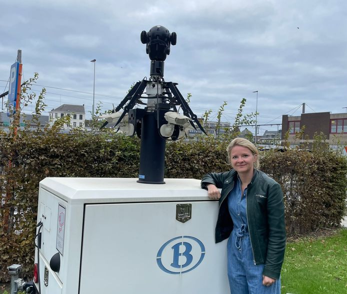Mobiele camera aan achterkant station | Zottegem | hln.be