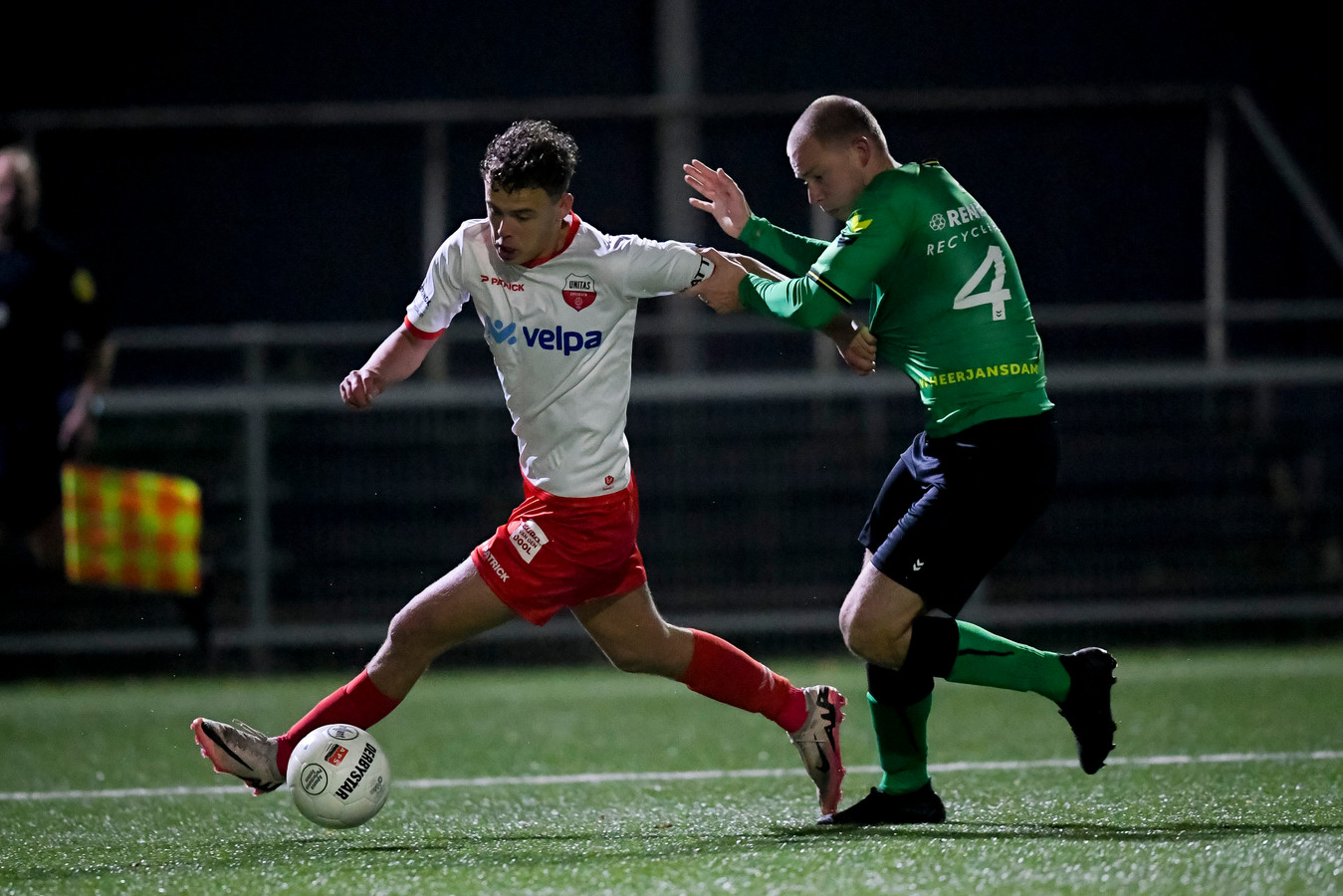 GRC 14 met veldspeler op doel, ASWH wint ‘kelderduel’ en IFC maakt er ...