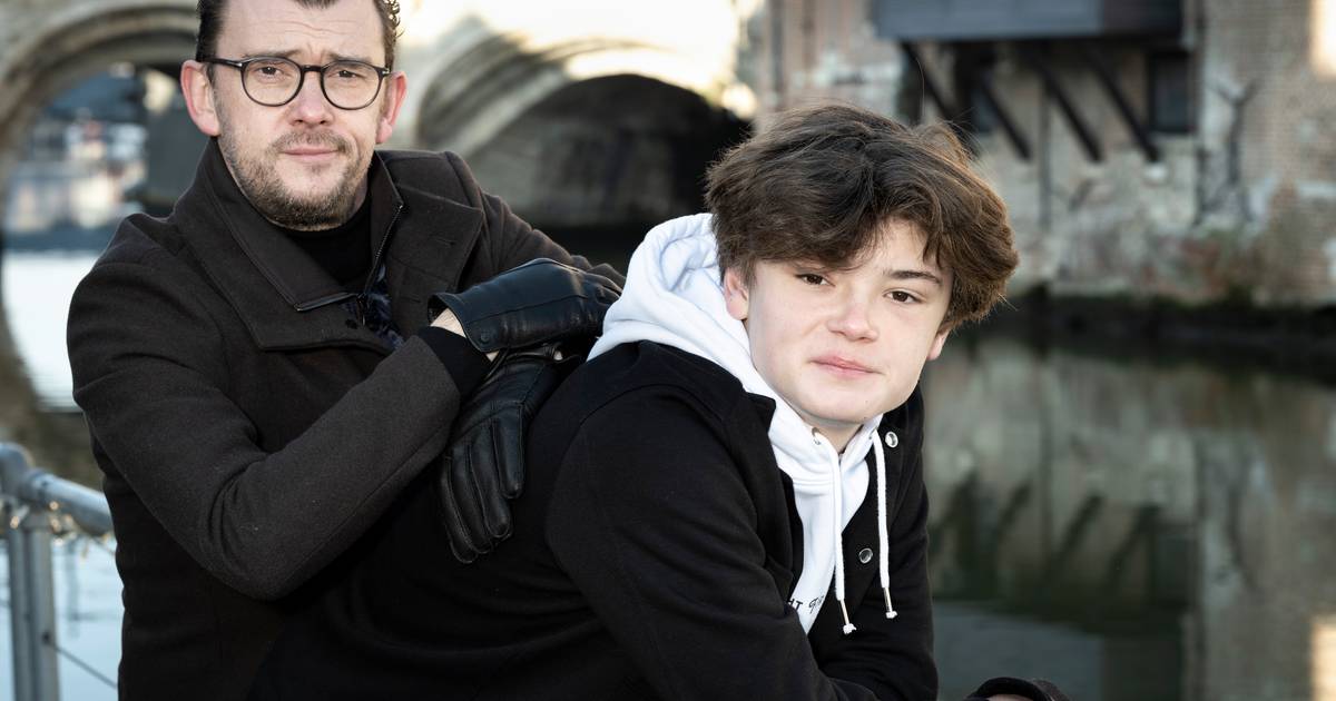 Tristan Stienlet duikt weer op in ‘Familie’ en volgt papa Christophe in ...