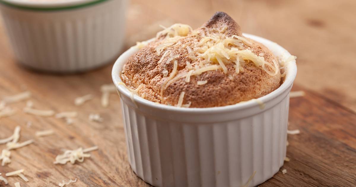 Recept: kaassoufflé uit SOS Piet | SOS Piet XL | hln.be