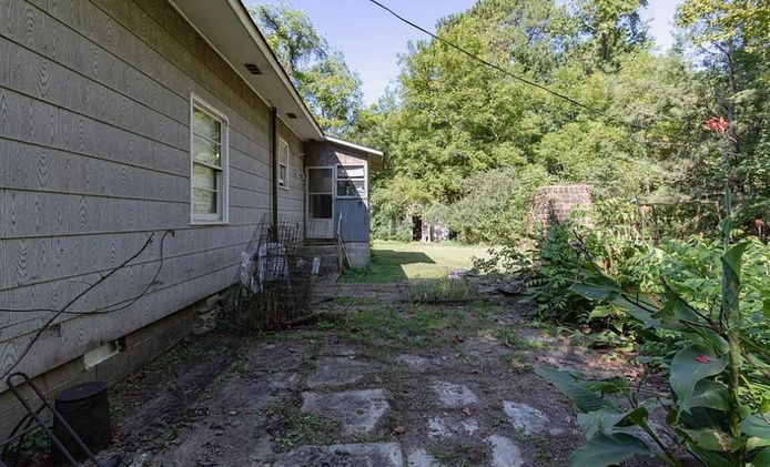 BINNENKIJKEN. Joyce Byers achterna: huis uit ‘Stranger Things’ staat te ...