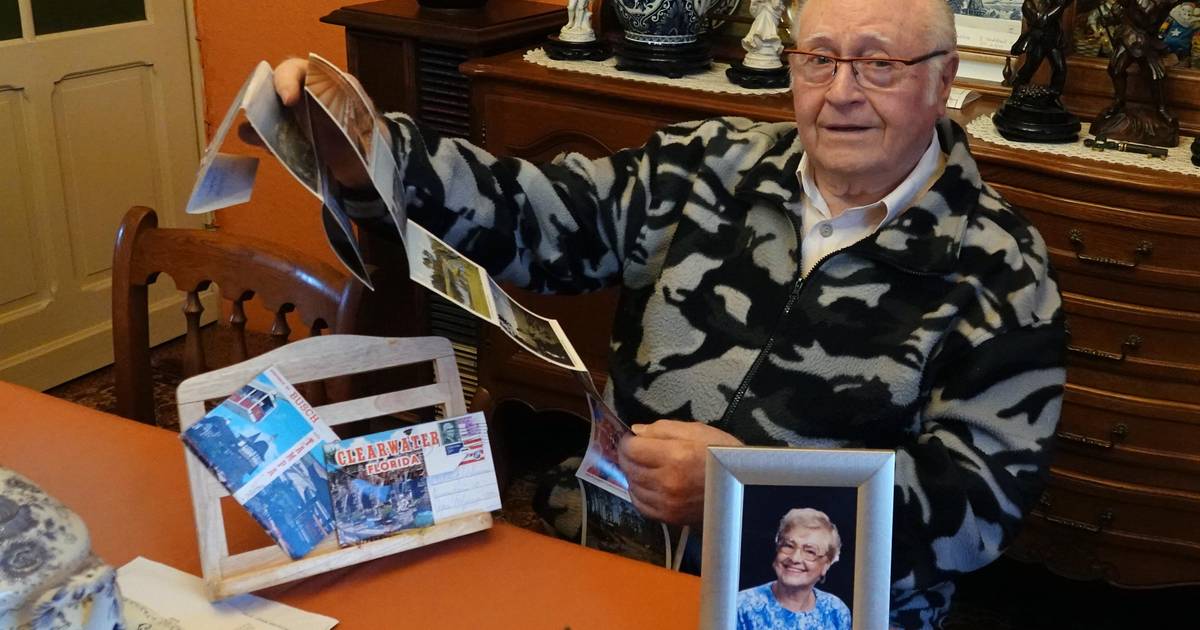 Gilbert (85) krijgt 46 jaar oude post uit Amerika van zijn intussen ...
