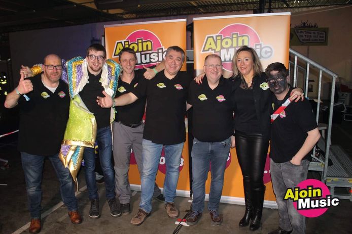 Top 100 van Ajoin Music: luisteraars kiezen honderd beste ...