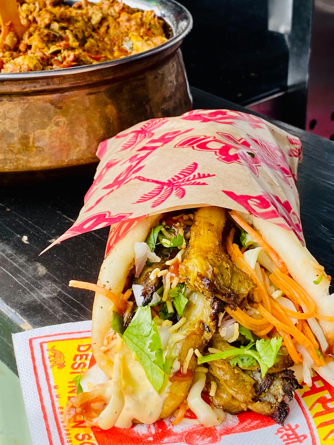 Jonas Lips zoekt op Pukkelpop wat jongeren graag eten op zo'n festival ...