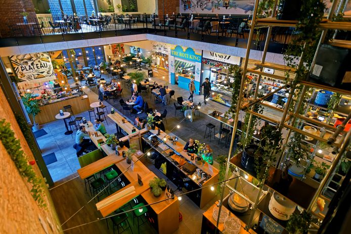 Foodhall Breda blij met najaar: 'Nu kunnen mensen binnen een terrasje ...