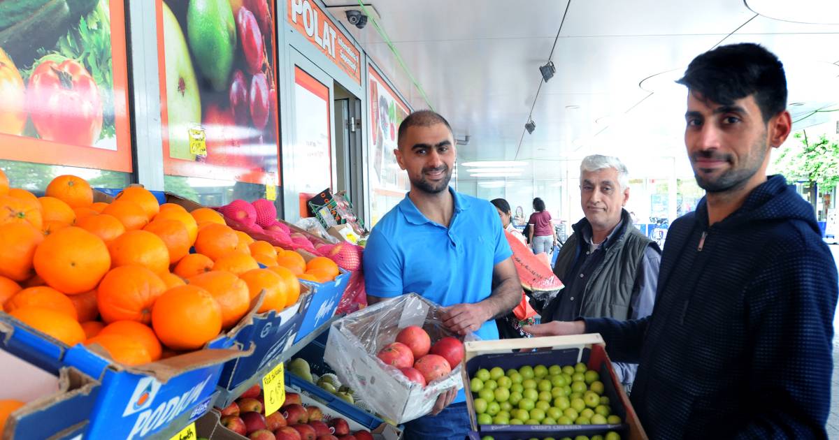 Winkelen in een andere wereld dankzij Turkse supermarkt Polat | Delft ...