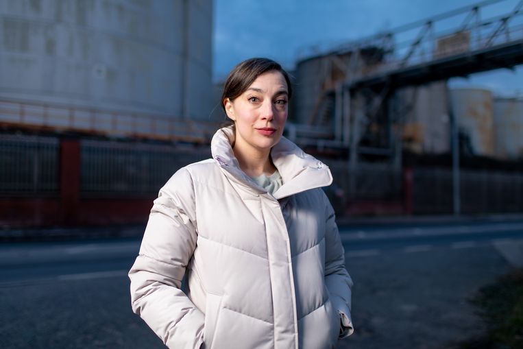 Tabitha Lasley interviewde mannen die op boorplatformen in de Noordzee ...