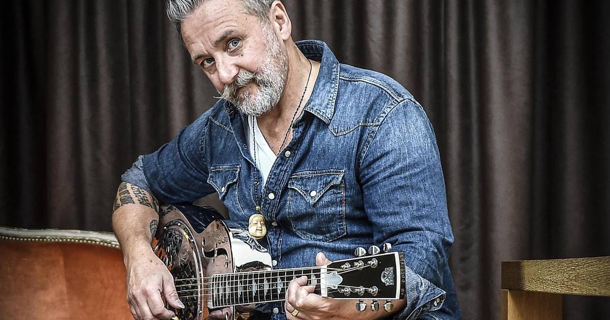 LOKArtes ontvangt Dertigers-acteur Ron De Rauw voor optreden | Lokeren ...