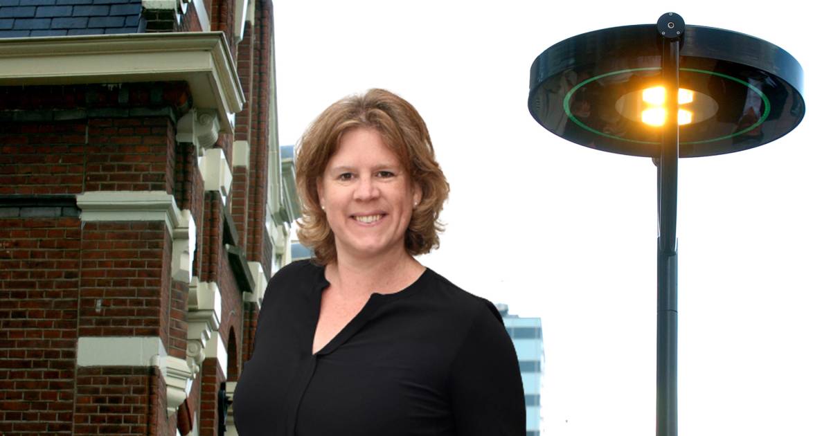 Daniëlle voelt zich onveilig als ze in aardedonker over straat fietst ...