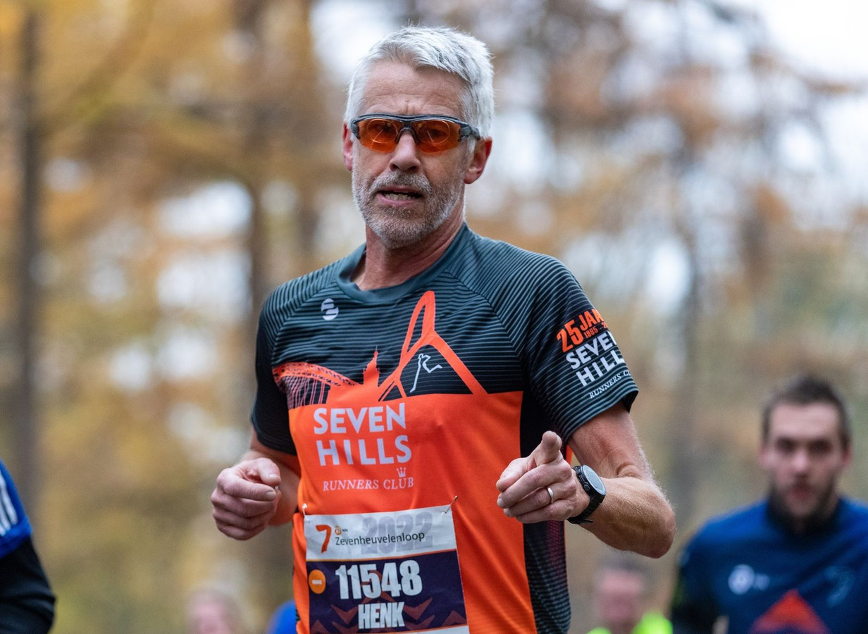 Zijn eigen wedstrijd: Henk wil met zoveel mogelijk mensen de wereld ...