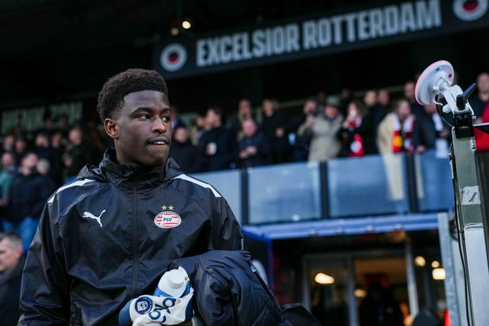 Babadi Loopt Blessure Op Bij De Training Van Psv Onderzoek Nodig Psv Ednl