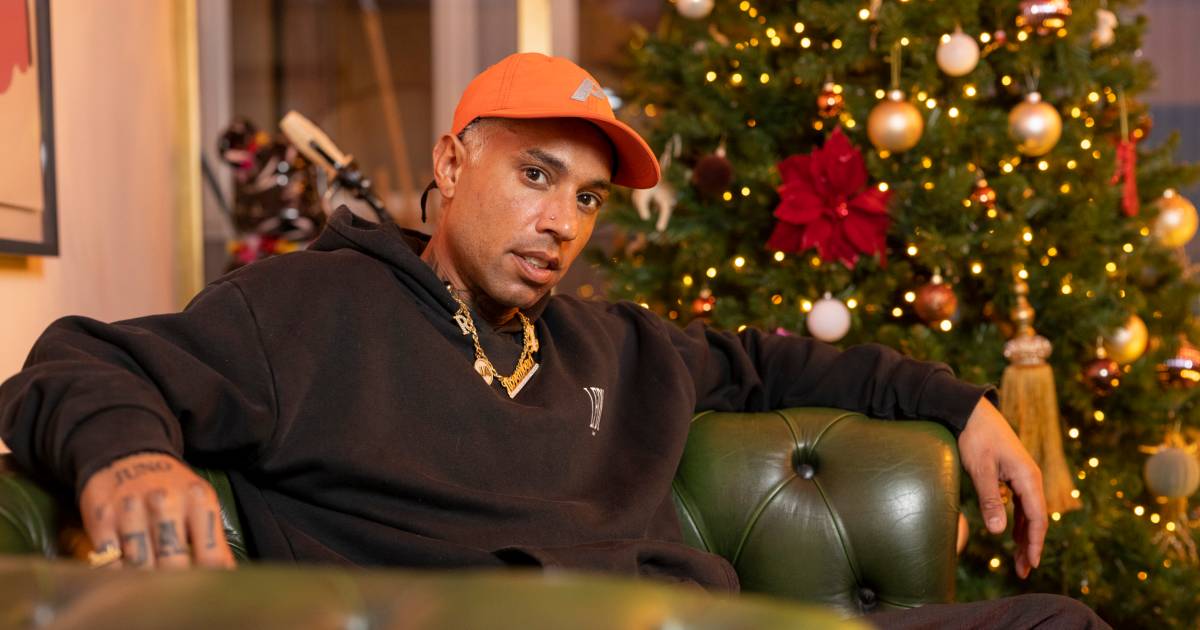 Rapper Bizzey vroeg aan kinderen wat hun dromen zijn, en hun antwoord ...