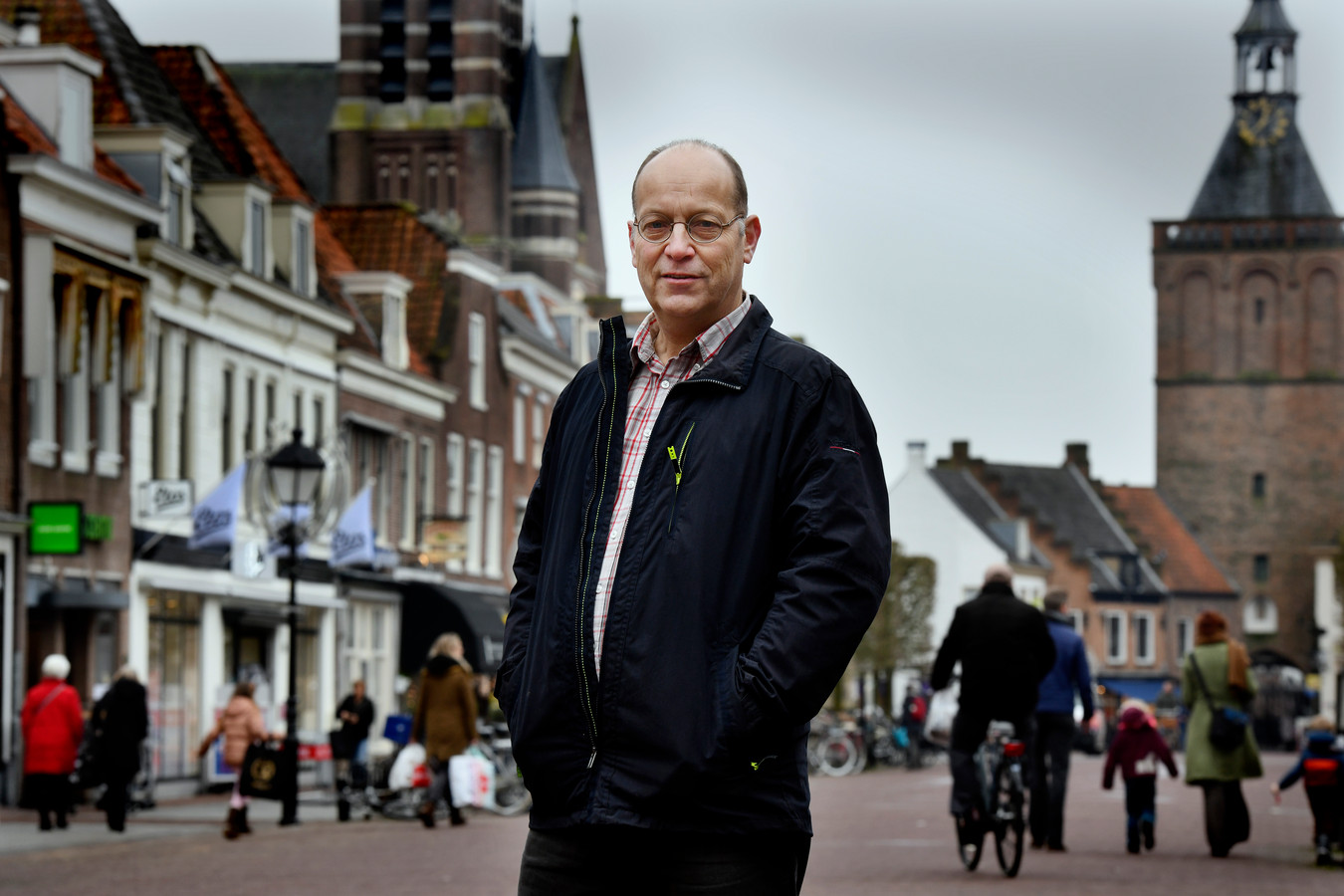 Culemborger schrijft boek over ‘die mannetjes uit de middeleeuwen’ | Foto | AD.nl