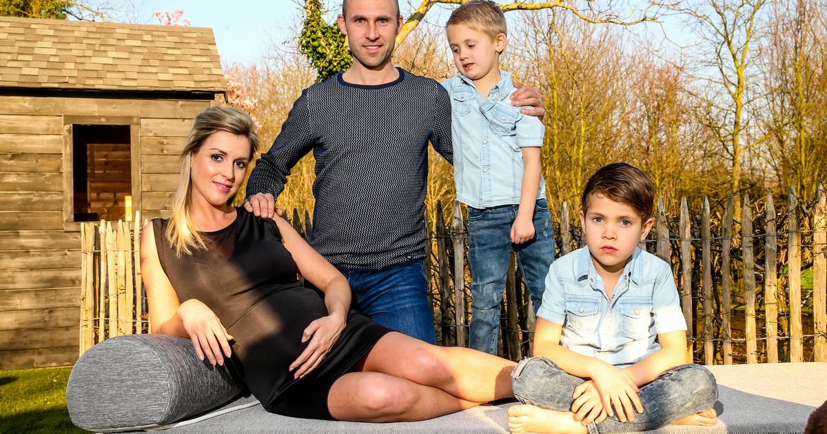 Thomas Buffel en zwangere vriendin Annabel delen hun nieuwe ...