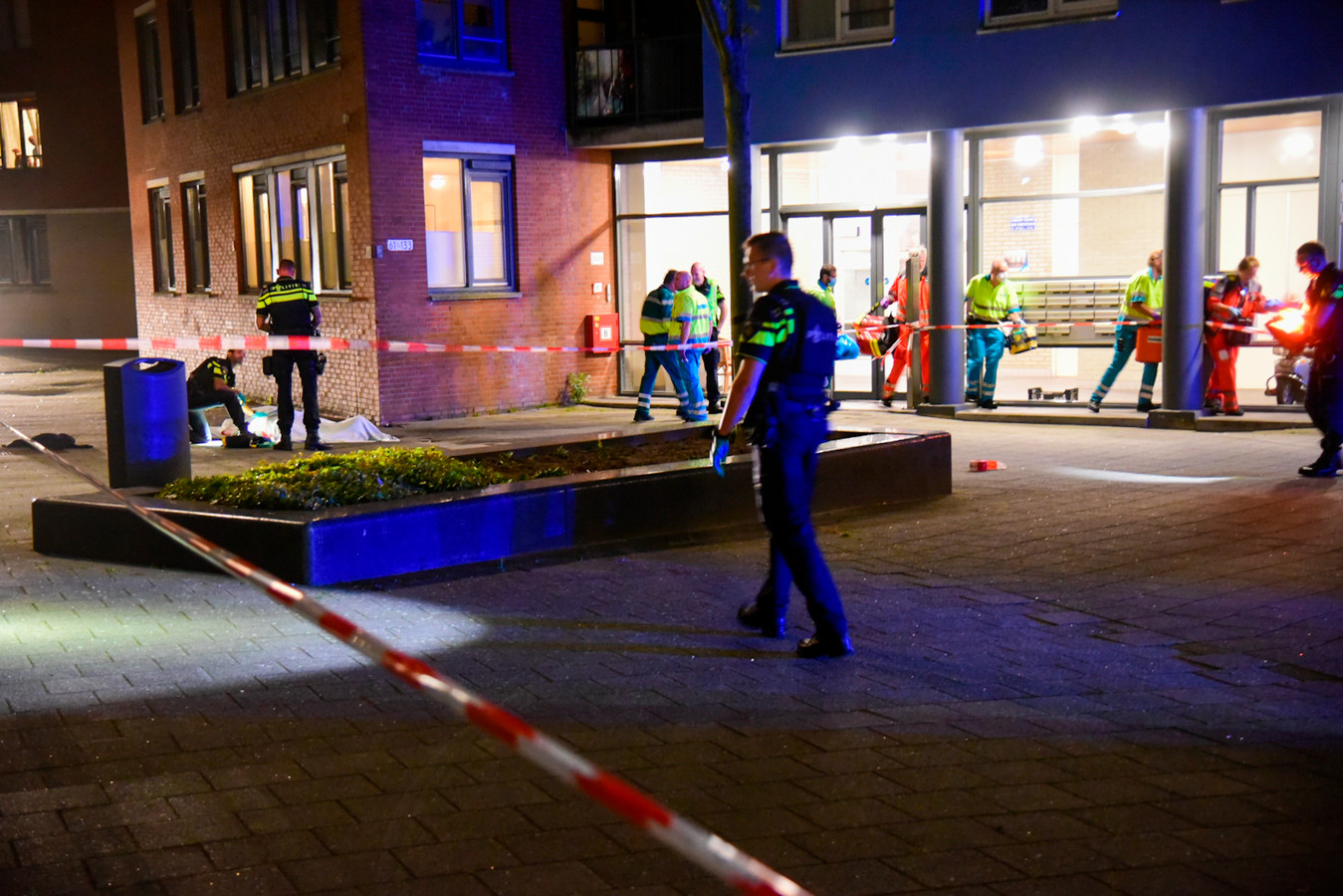 Slachtoffer (57) fatale schietpartij Rotterdam schreeuwde het nog uit: ‘Help me, help me’ | Foto ...