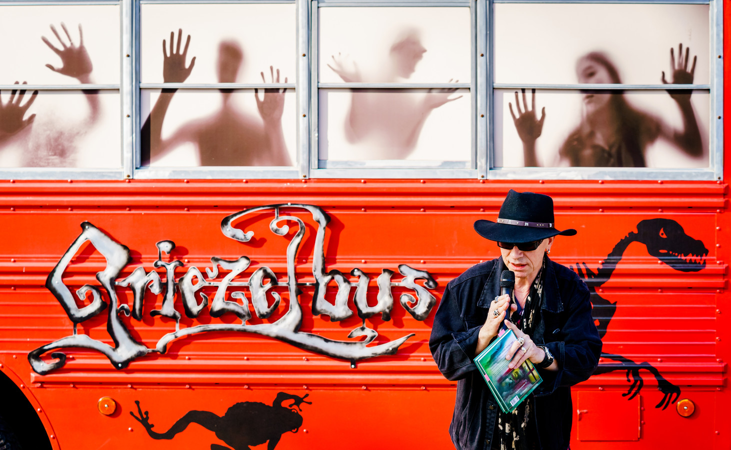 Griezelen én feestvieren? Kinderboekenschrijver Paul van loon viert ...