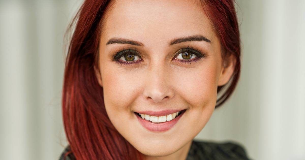 ‘Nét niet de slimste mens’ Lotte Vanwezemael: “Mijn vriend jaloers? Hij weet dat ik 's avonds ...