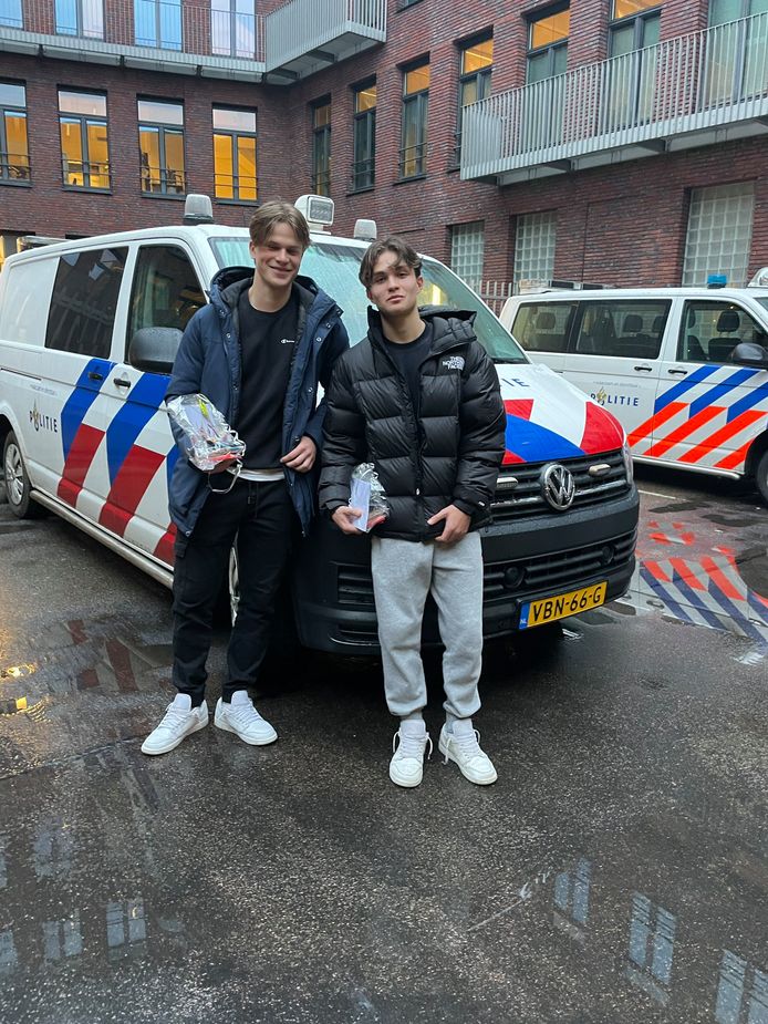 Politie dankbaar voor reddingsactie van tieners Tim en André: ‘Jonge ...