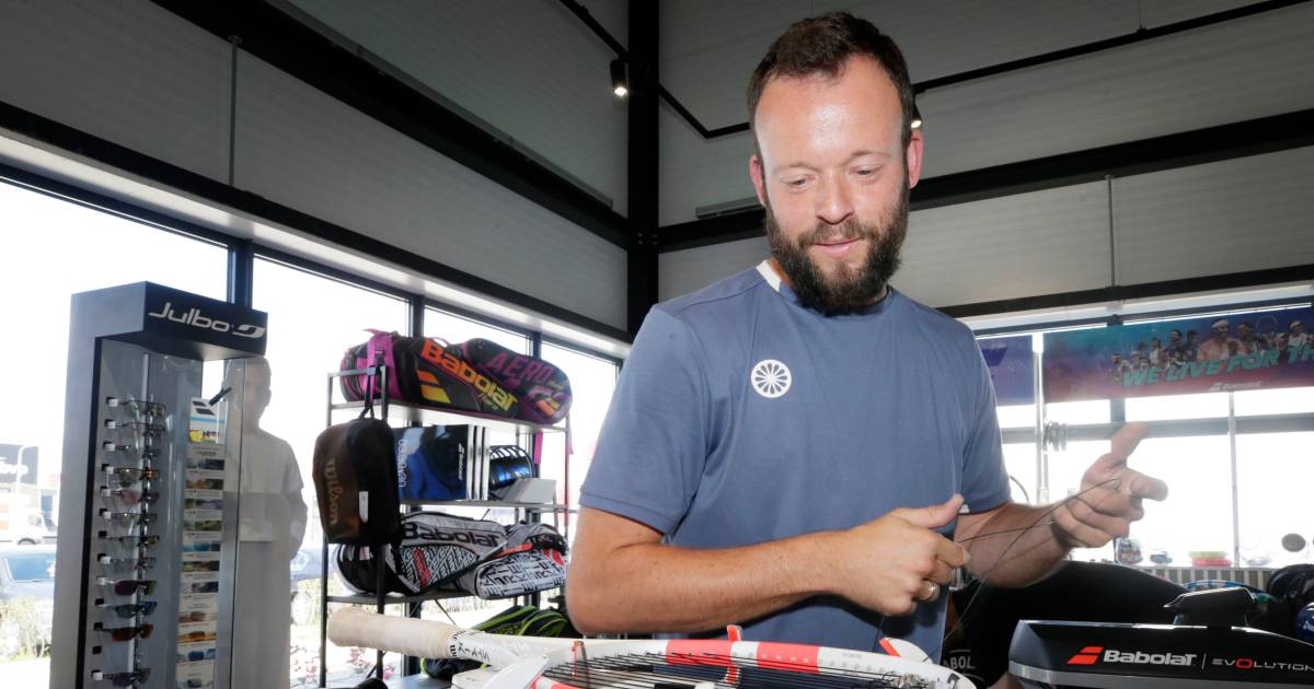 ‘Stringer’ Timo bespant tennisrackets op grote toernooien: ‘Het is wel ...