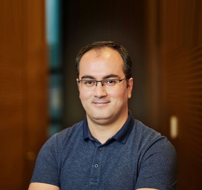 Iraanse vluchteling Keyvan (35) solliciteerde 50 keer voordat iemand ...