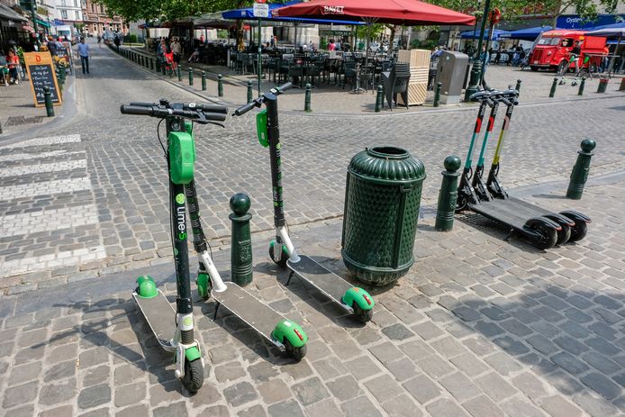 Stepper overleden na aanrijding met wagen | Brussel | hln.be