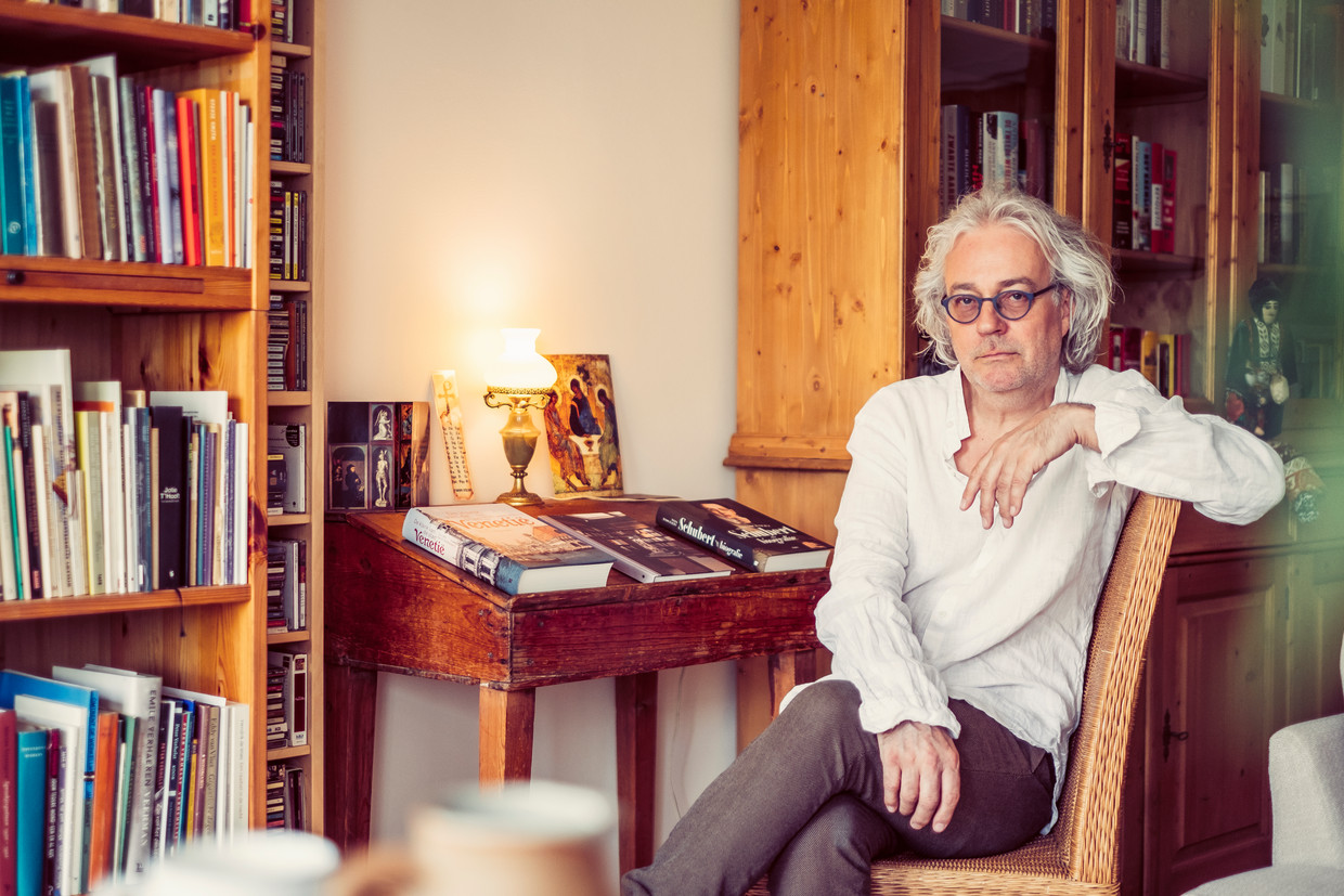 Libris-genomineerde Johan de Boose: ‘Bij mij gaat Jezus naar een bordeel’